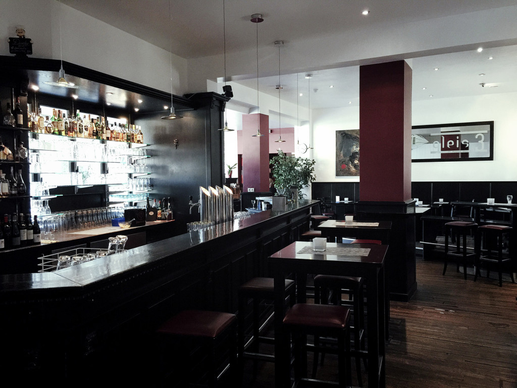 Gleis 3 Bistrobereich - Restaurant Gleis 3 in Zweibrücken